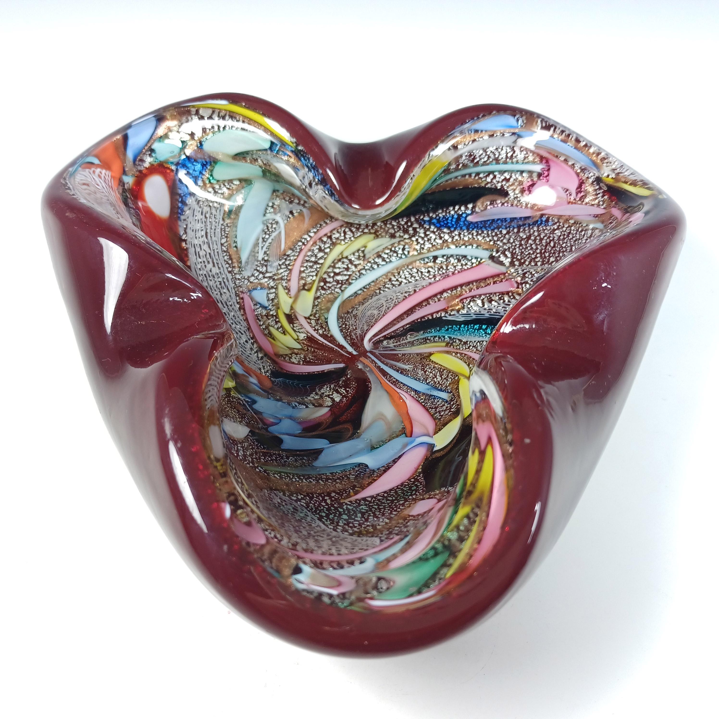 AVEM Murano Zanfirico Bizantino / Tutti Frutti Red Glass Tricorn Bowl ...