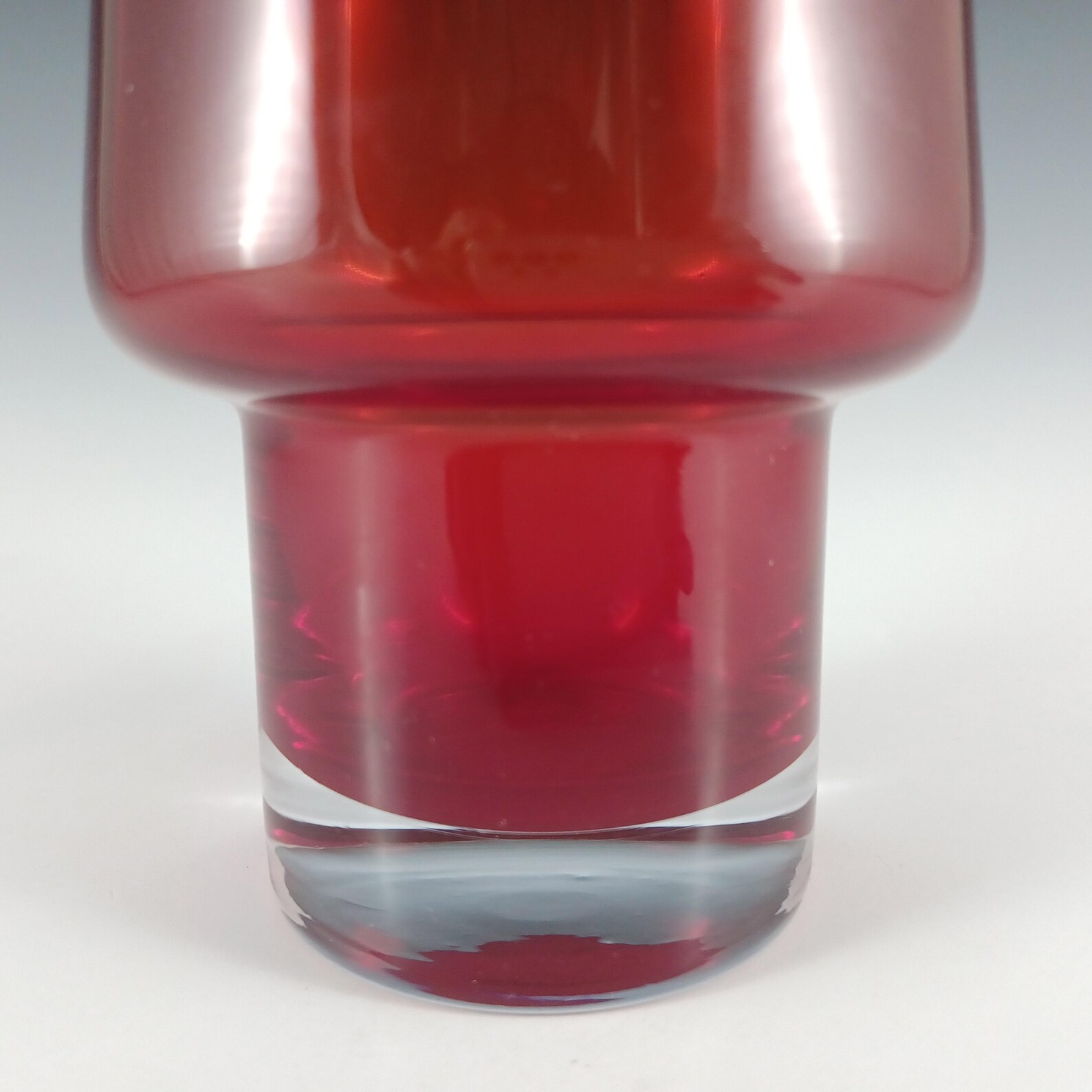 Riihimaki / Riihimaen Lasi Oy Finnish Red Glass Vase - Etsy