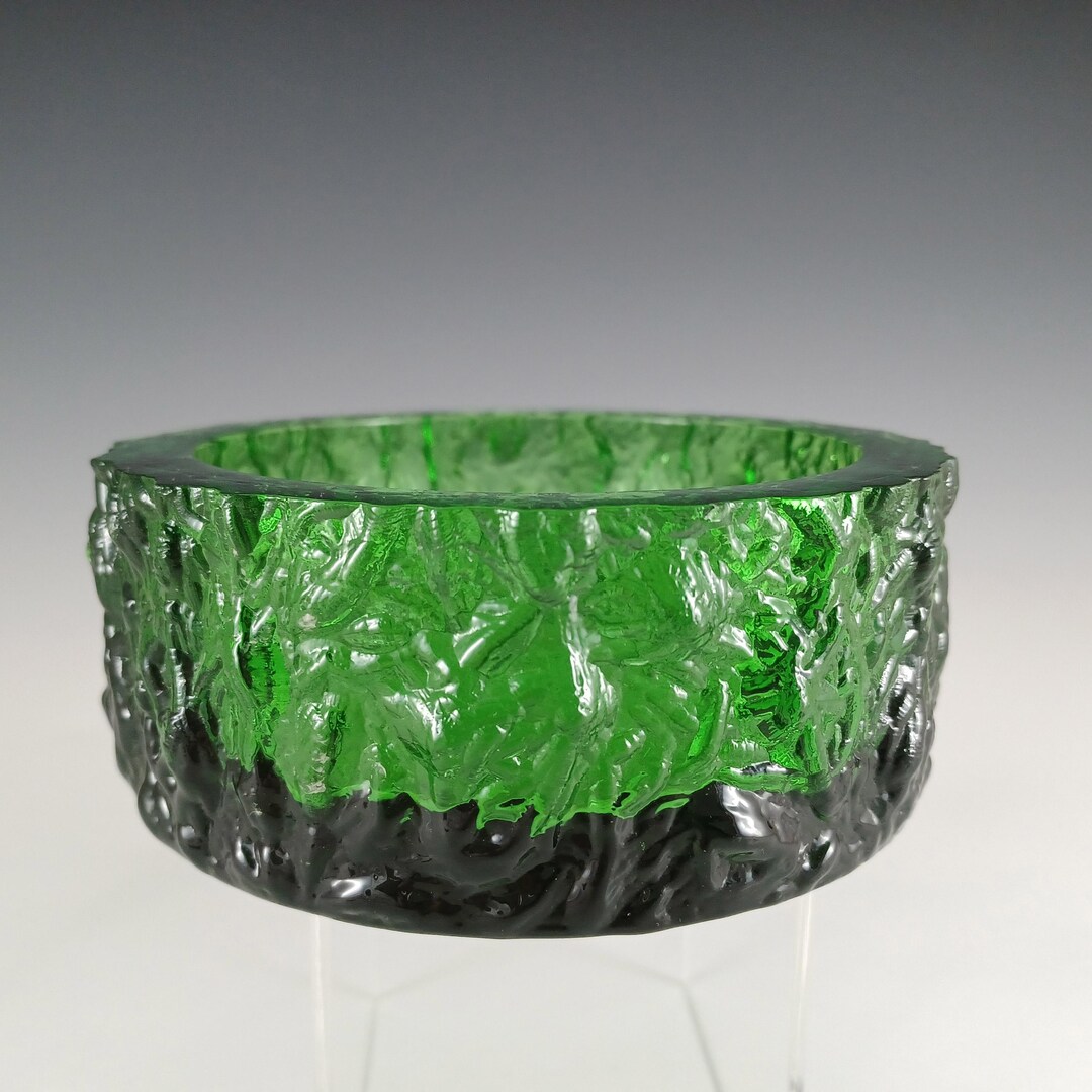 Davidson / Brama Green Bark Textured Glass luna Bowl - Etsy