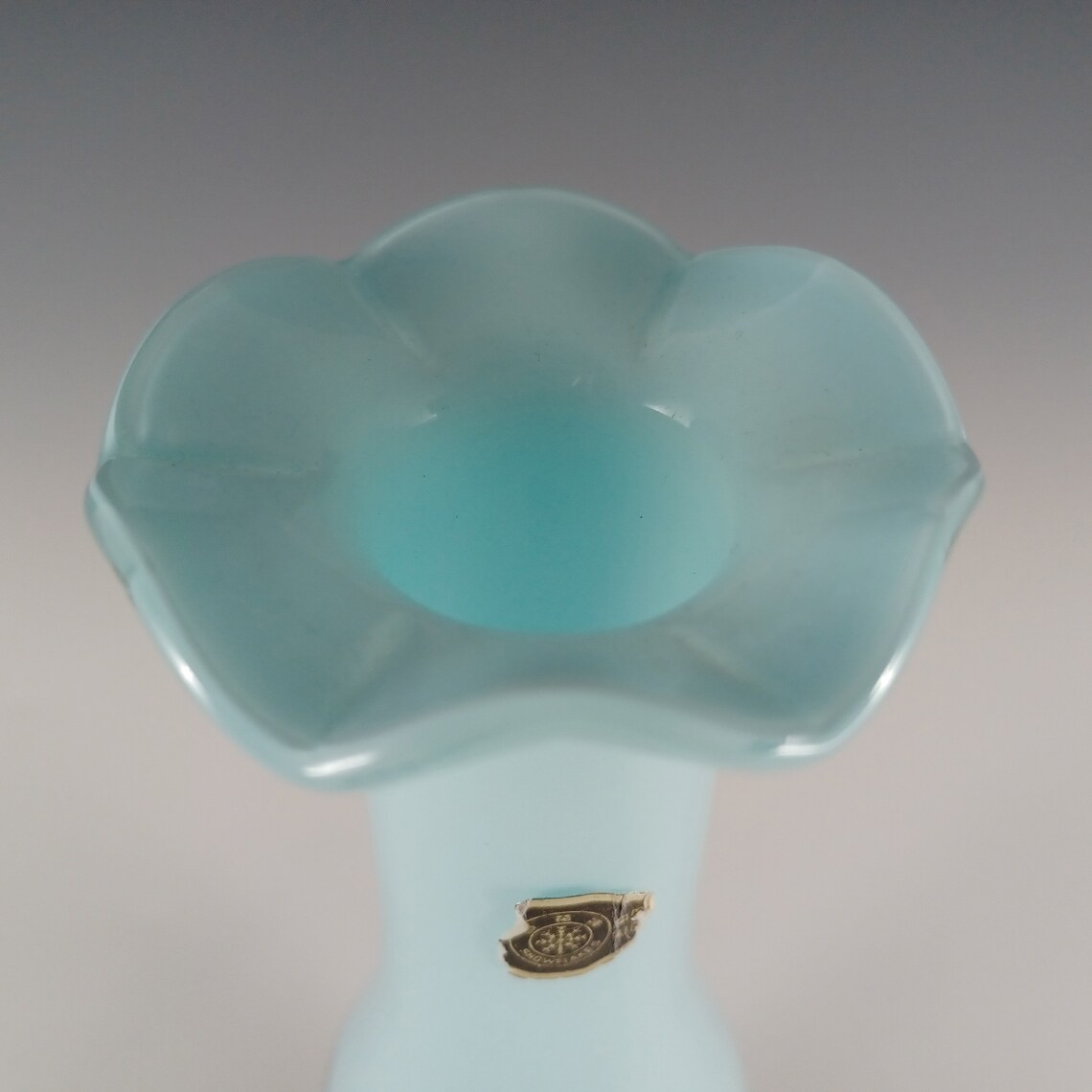 LABELLED Chinese 'snowflakes / Lotus Flower' Vase by Dalian Glass Co - Etsy