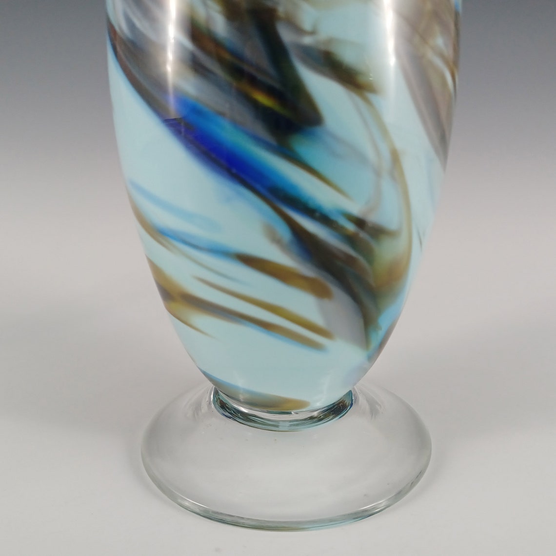 LABELLED Chinese 'snowflakes / Lotus Flower' Vase by Dalian Glass Co - Etsy