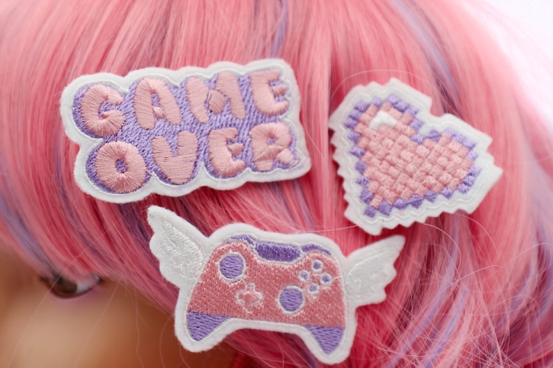 Pastel Gamer Girl Hair Clip Set, Kawaii Accessories, Gamer Gifts, Gifts ...