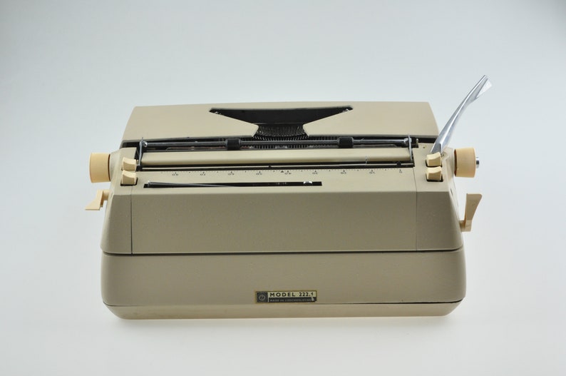 1970 Consul Working Typewriter With Case, Portable Typewriter, Serviced ...