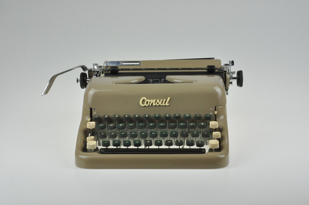 1960s Consul Portable Typewriter Working Typewriter Vintage - Etsy