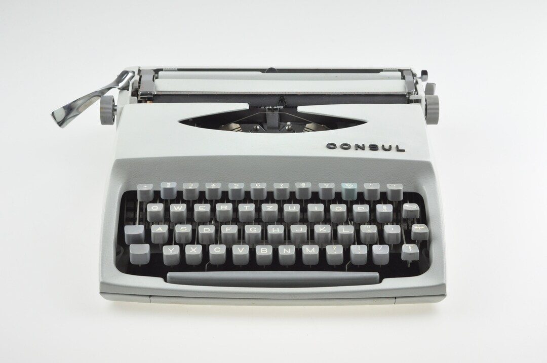 1970 Consul Working Typewriter With Case, Portable Typewriter, Serviced ...