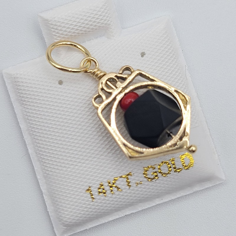 Azabache - Etsy