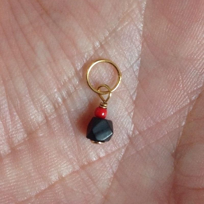 Azabache - Etsy