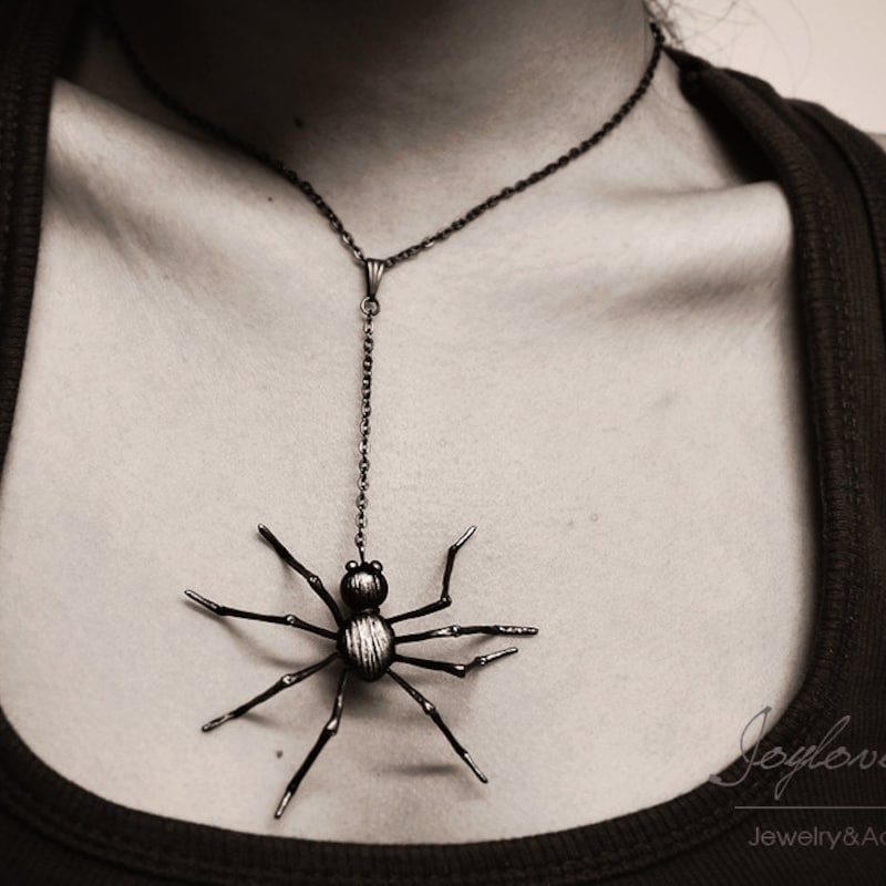 Spider Necklace - Etsy