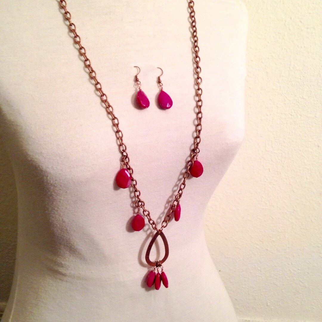 Pink Jewelry Set // Pink Teardrop Pendant Necklace With Matching ...