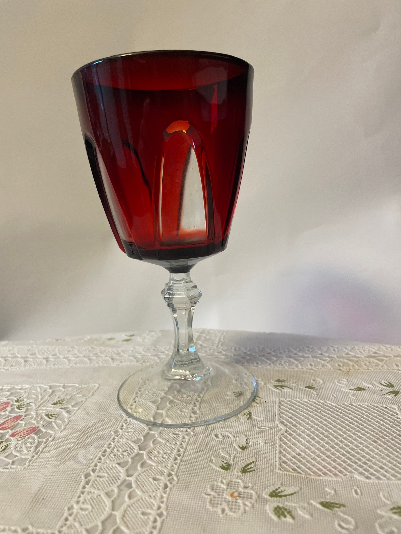 Crystal D'arques Ruby Red Cut to Clear Gothic Arch Clear Stem Wine or ...
