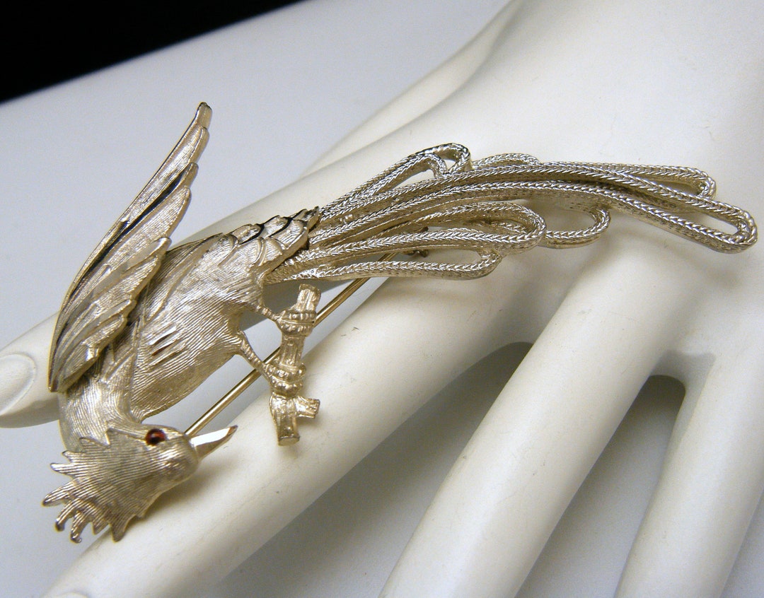 Vintage BSK Bird Brooch Wire Work Tail Red Cabochon Eye Silver Tone - Etsy