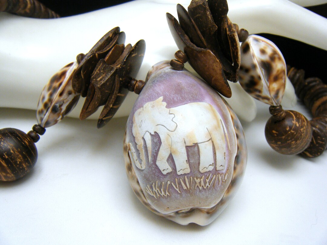 Vintage Large Carved Cowrie Shell Elephant Wood Bead Necklace - Etsy