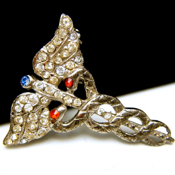 Trifari Pin Brooch - Etsy