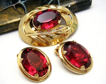 Gold Ruby Glass - Etsy