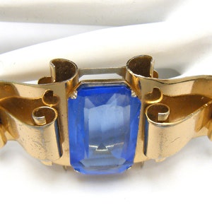 Vintage Coro Brooch Blue Glass Layered Scroll A Katz 1942 Design Gold ...