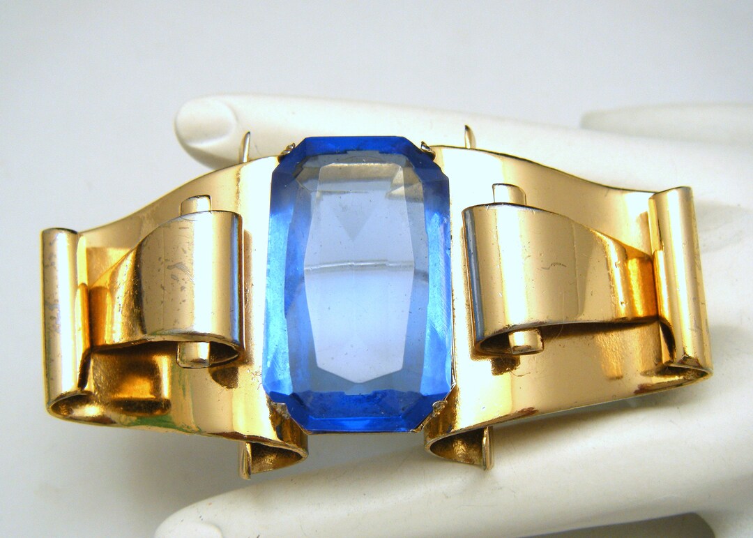 Vintage Coro Brooch Blue Glass Layered Scroll A Katz 1942 Design Gold ...
