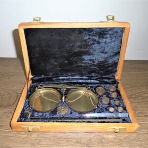 Traveling Balance Scale in Wood Case Prospector Jewelers Mining Miners ...