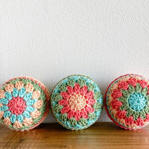Spring Table Decorations - Spring Home Decor - Easter Baubles - Spring ...