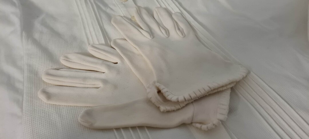Vintage 1960s Child's Formal White Gloves - Etsy