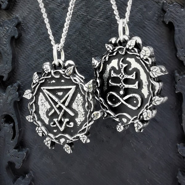 Leviathan Cross Ring - Etsy