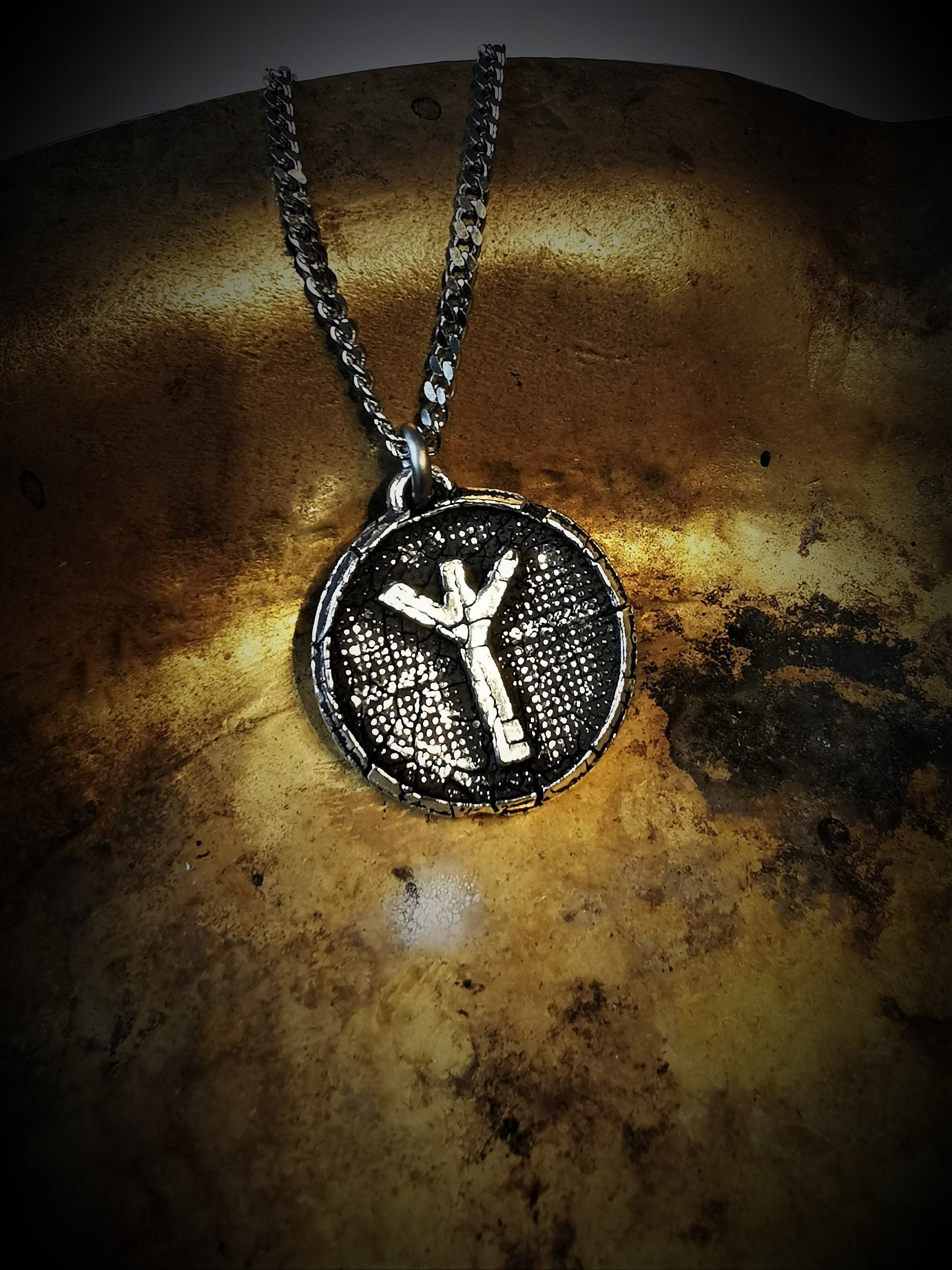 Handmade Algiz Aka Elhaz Rune Necklace With Antique Finish - Etsy