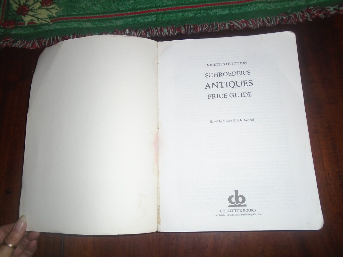 Schroeder's Antiques Price Guide Paperback Book Catalog - Etsy