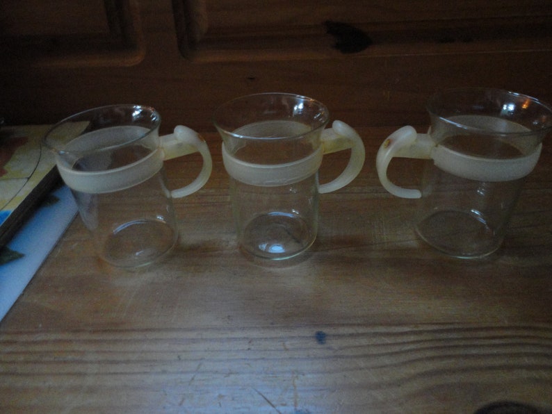 Vintage Clear Glass Cups With Plastic Removable Handles Set of | Etsy