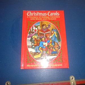 Christmas Carols A Treasury of Holiday Favorites With Words and ...