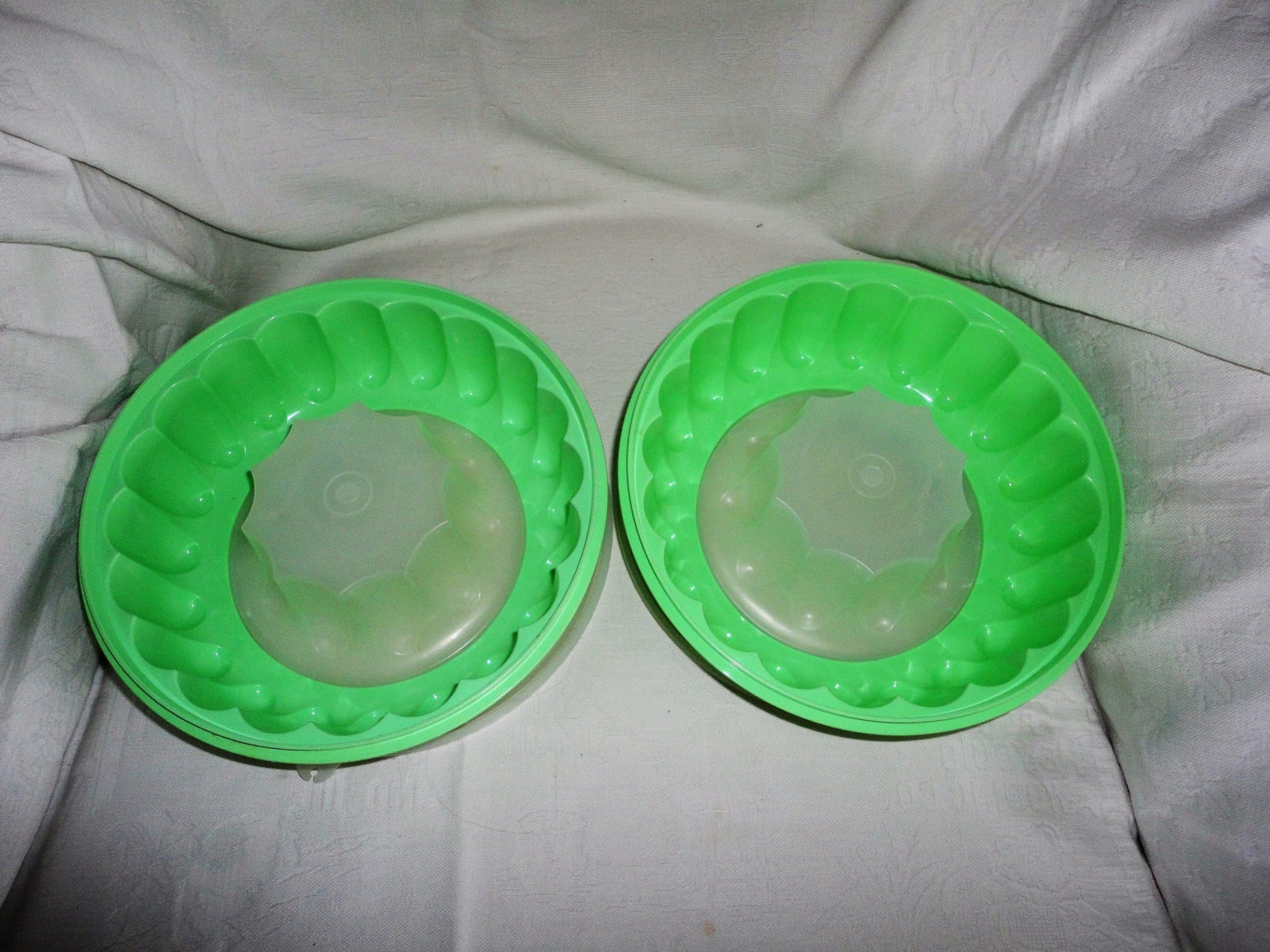 Vintage Mint Green Gelatin Jello Dessert Molds Tupperware USA Made Set ...