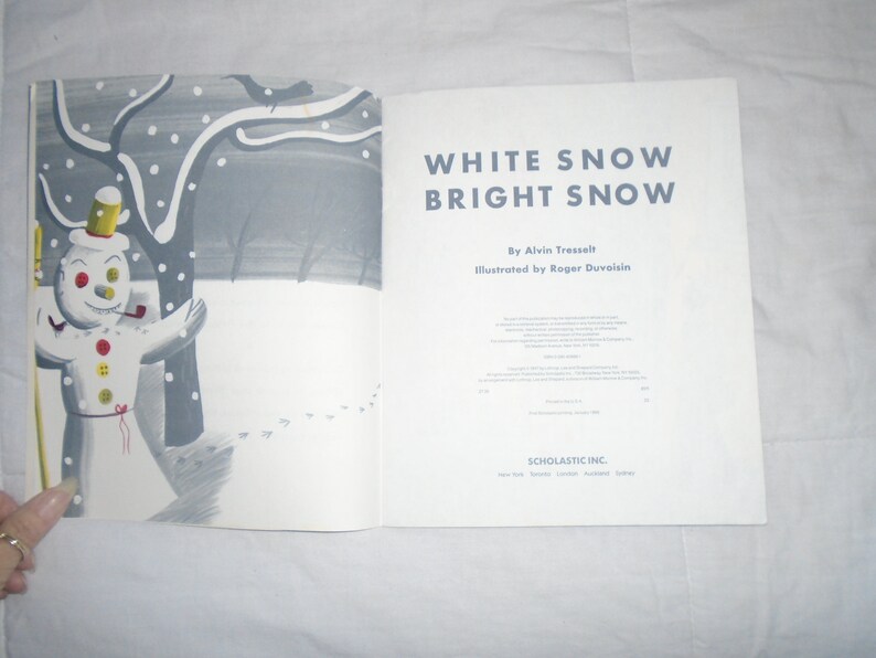 Vintage Paperback Book White Snow Bright Snow by Alvin | Etsy