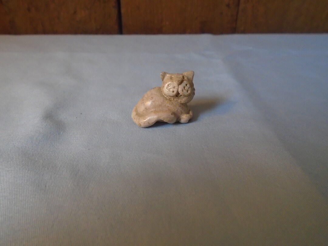 Vintage Miniature Cat Pottery Collectible Figurine - Etsy