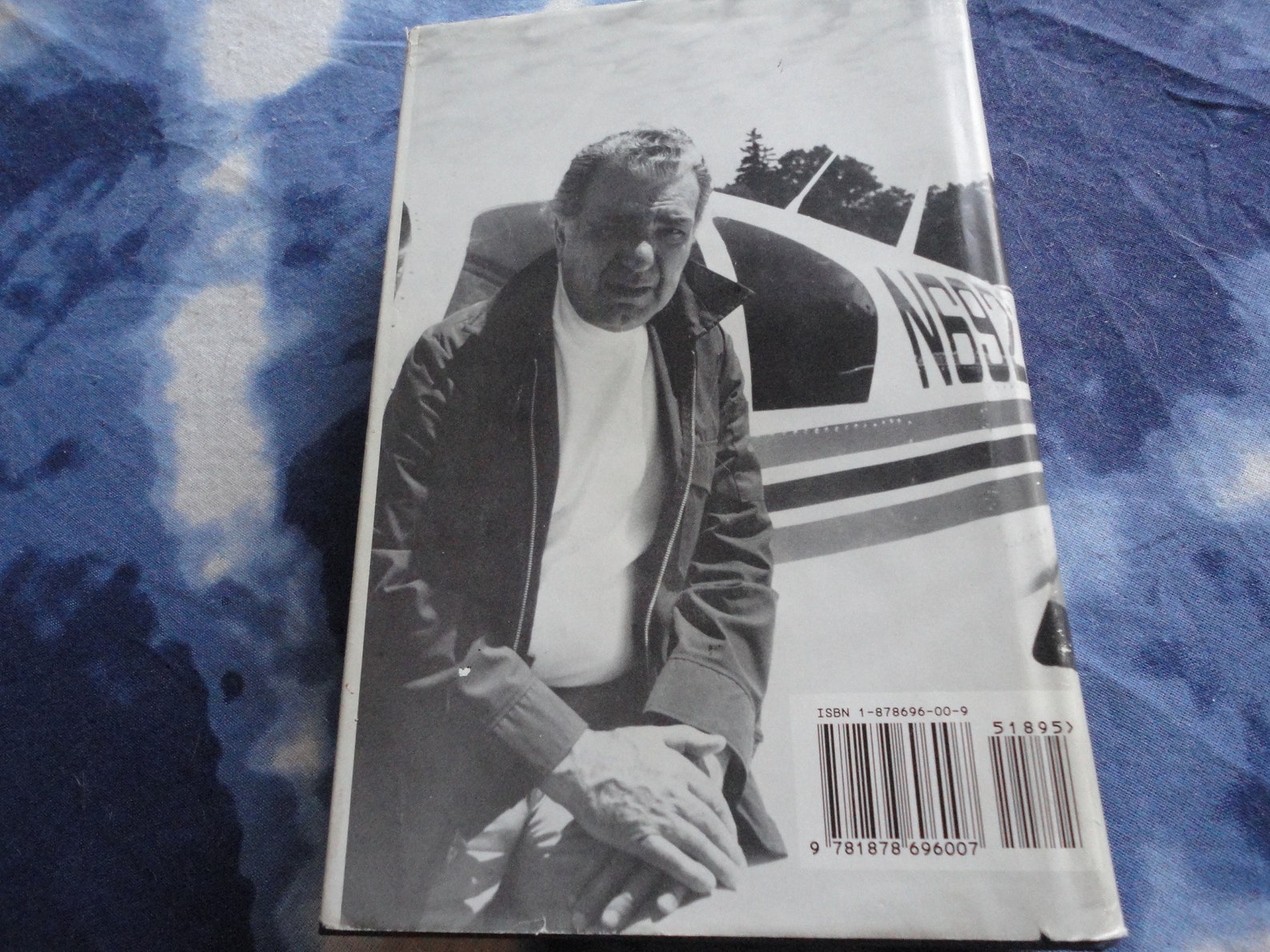 Garoong The Crane Signed Copy Hardcover Book By Peter | Etsy