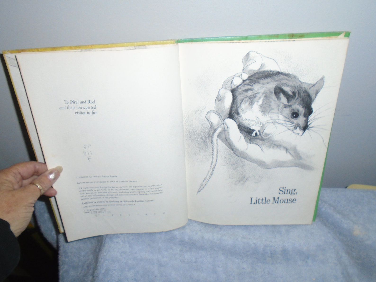 Sing, Little Mouse Hardcover Book by Aileen Fisher - Etsy