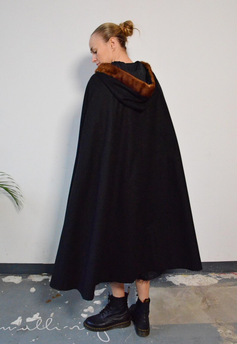 Beautiful Vintage Wool Black Cape 80s - Etsy