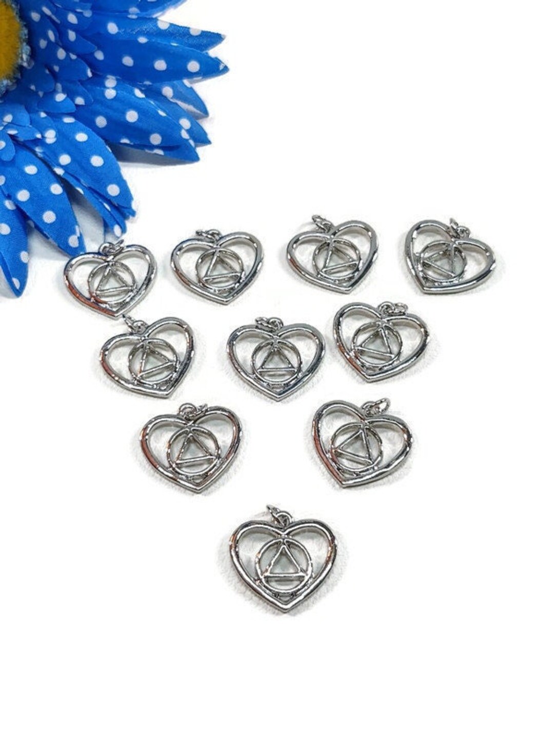 100 Pc AA Heart Pendant Charms Recovery 12 Step Jewelry Alcoholics ...