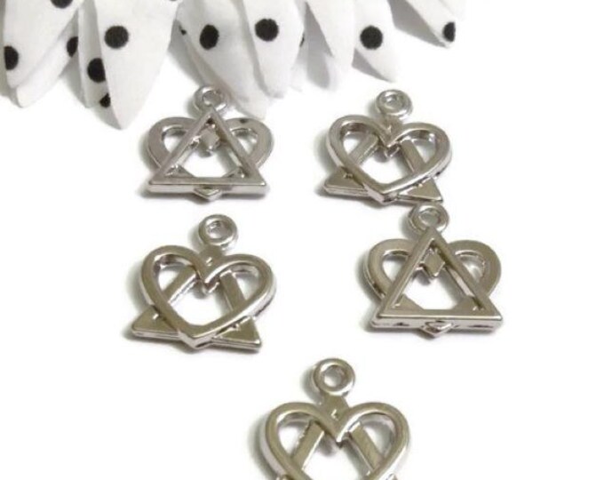 5 Pcs Triangle Heart Charm Pendant - AA Alcoholics Anonymous - Adoption ...