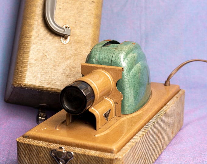 Super Gorgeous 1950's Medium Format Slide Projector, MINT Shape ...