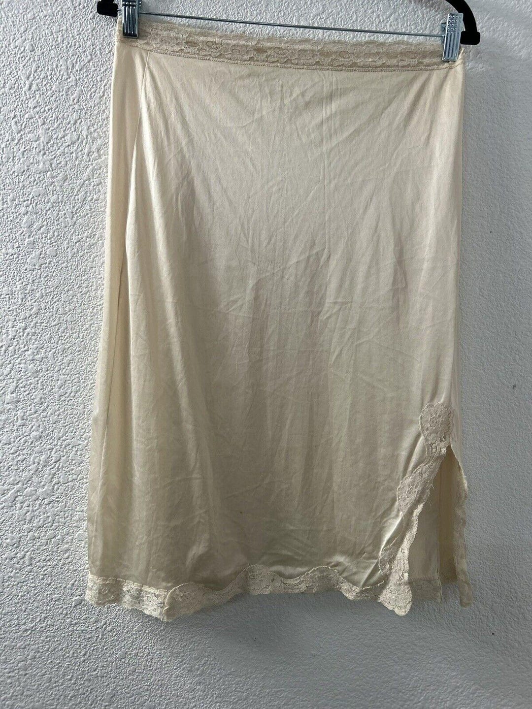 Vintage Beige Half Slip Lingerie Decorative Hem Retro Under Slip Side ...