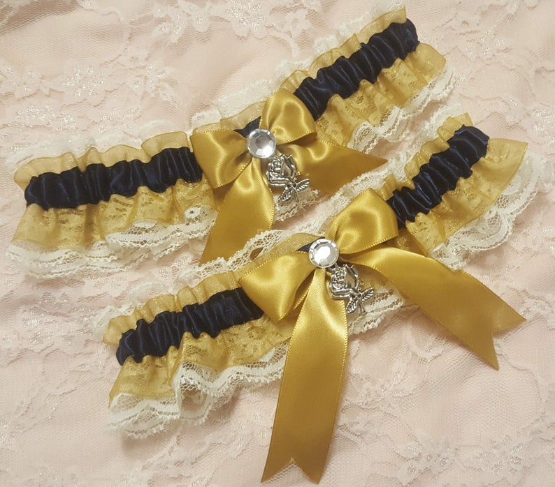 Beauty and the Beast Inspired Rose Charm Wedding Leg Garter - Etsy