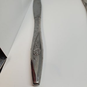 Oneida Craft Deluxe, Lasting Rose, Stainless Steel Flatware, 18 Pcs ...