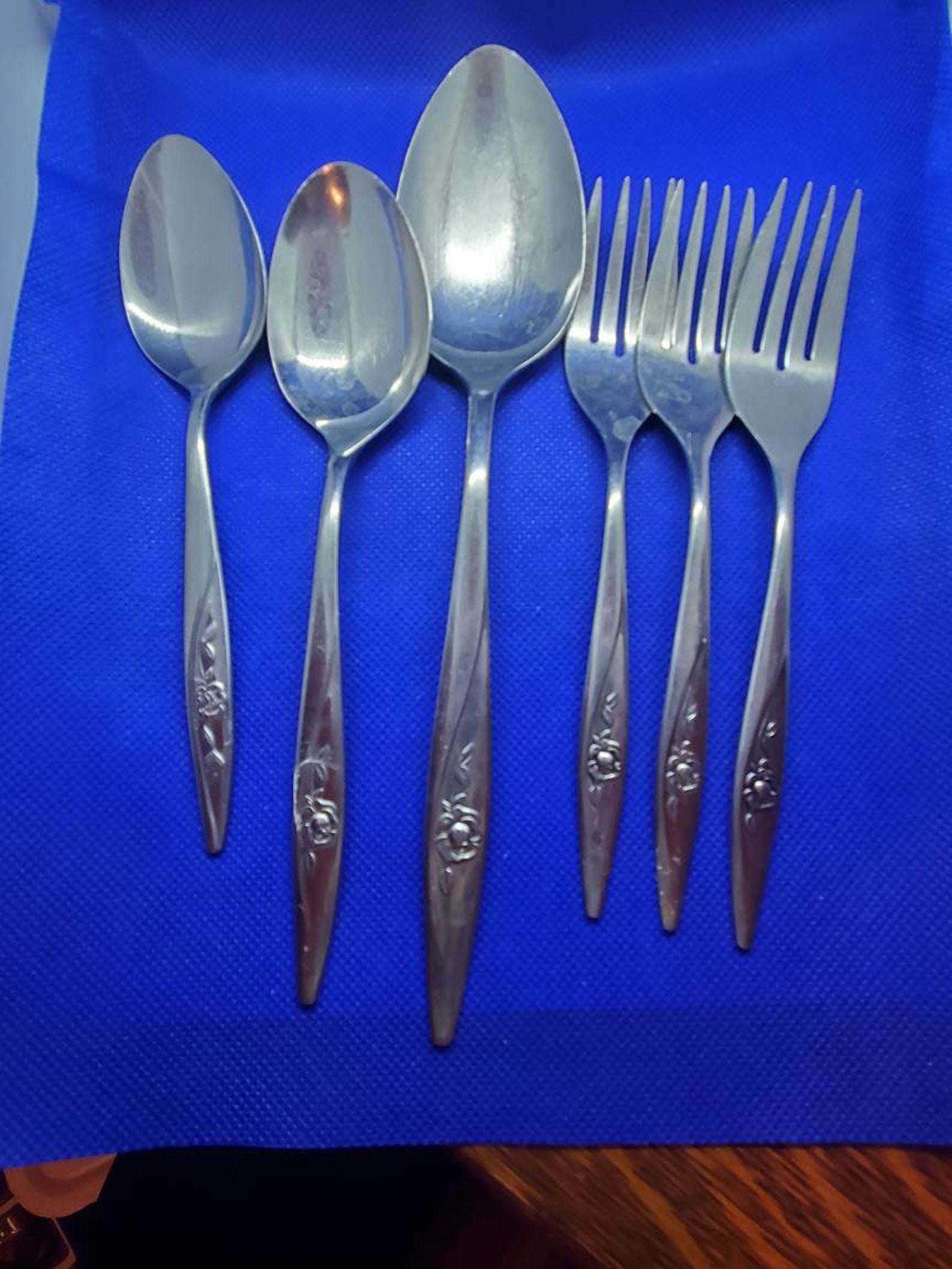 Oneida Craft Deluxe Lasting Rose Stainless Steel Flatware 5 - Etsy