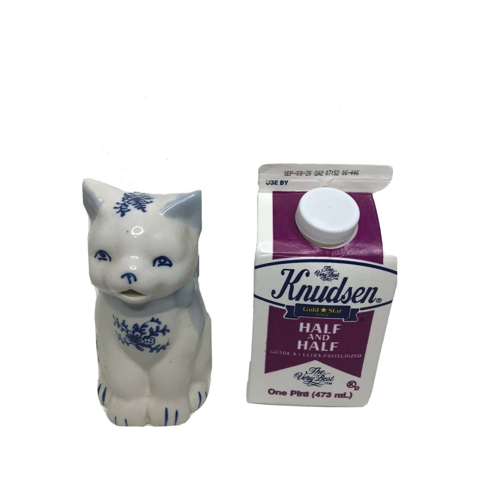Vintage White Porcelain Individual Cat Creamer PA Dutch Style No Chips ...