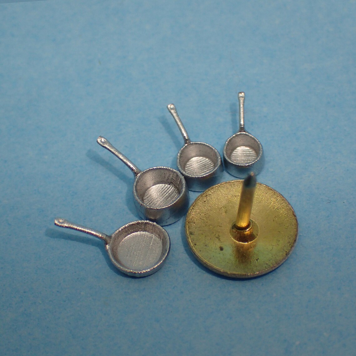Traditional Pans Set 1/48th Scale - Etsy