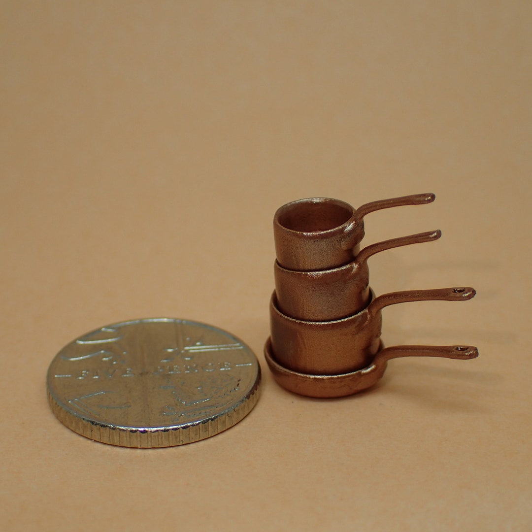 Traditional Pans Set, 1/24th Scale - Etsy