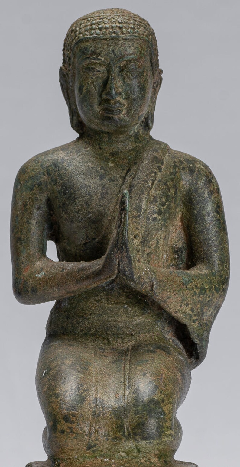 Buddha Statue - Antique Thai Style Bronze Dvaravati Devotee or Disciple ...