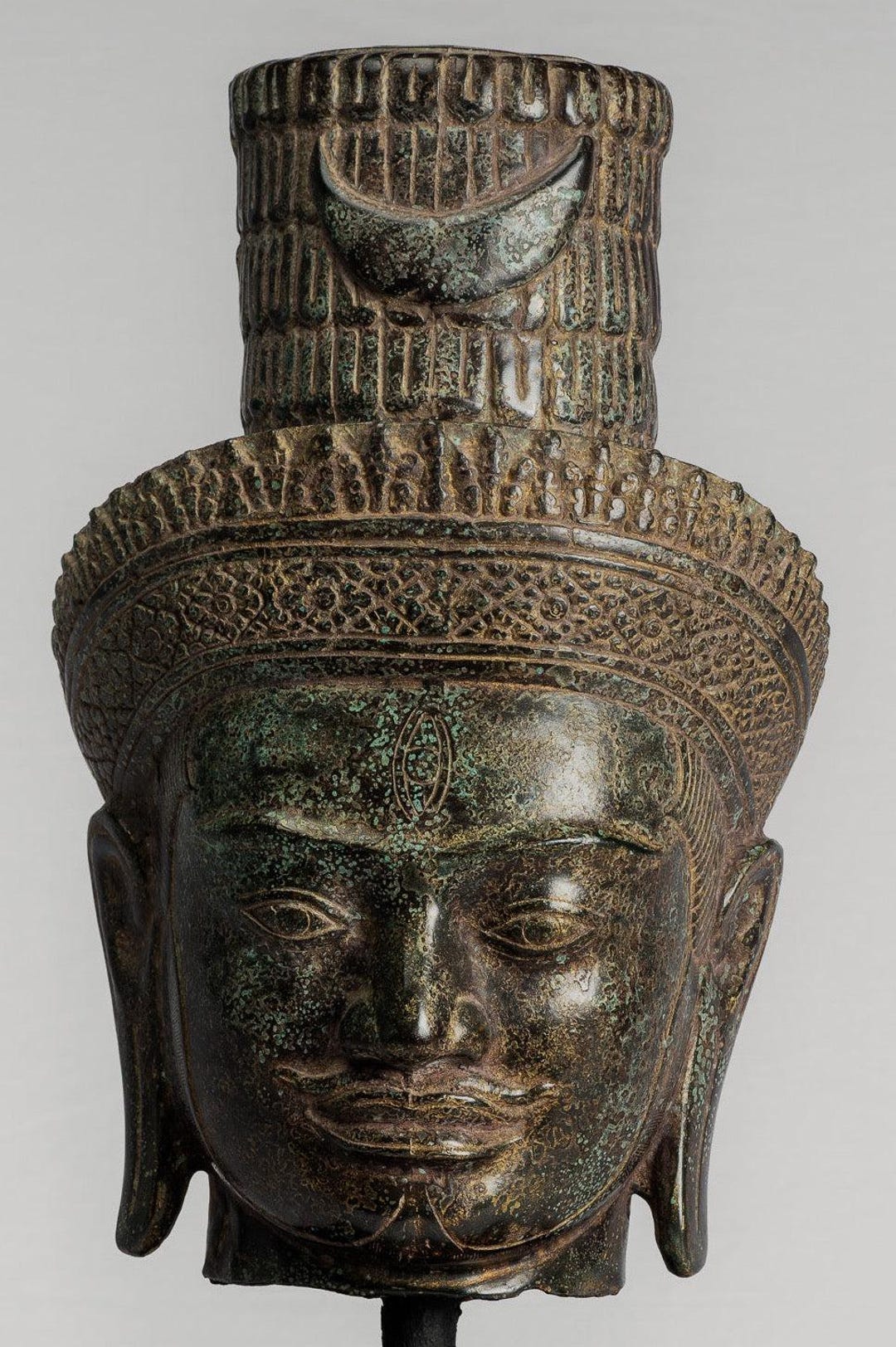 Antique Khmer Style Bronze Mounted Bakheng Shiva Head Statue - 47cm/19 ...