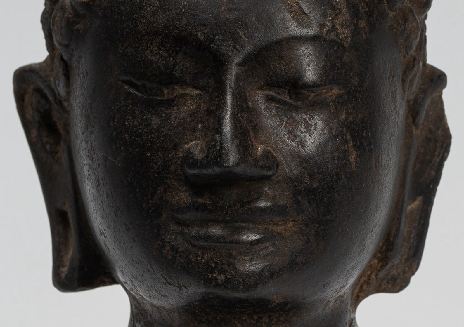 Buddha Statue - Antique Dvaravati Style Thai Stone Buddha Head Statue ...