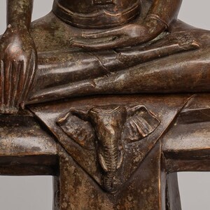 Buddha Statue - Antique Thai Style Chiang Rung Seated Enlightenment ...