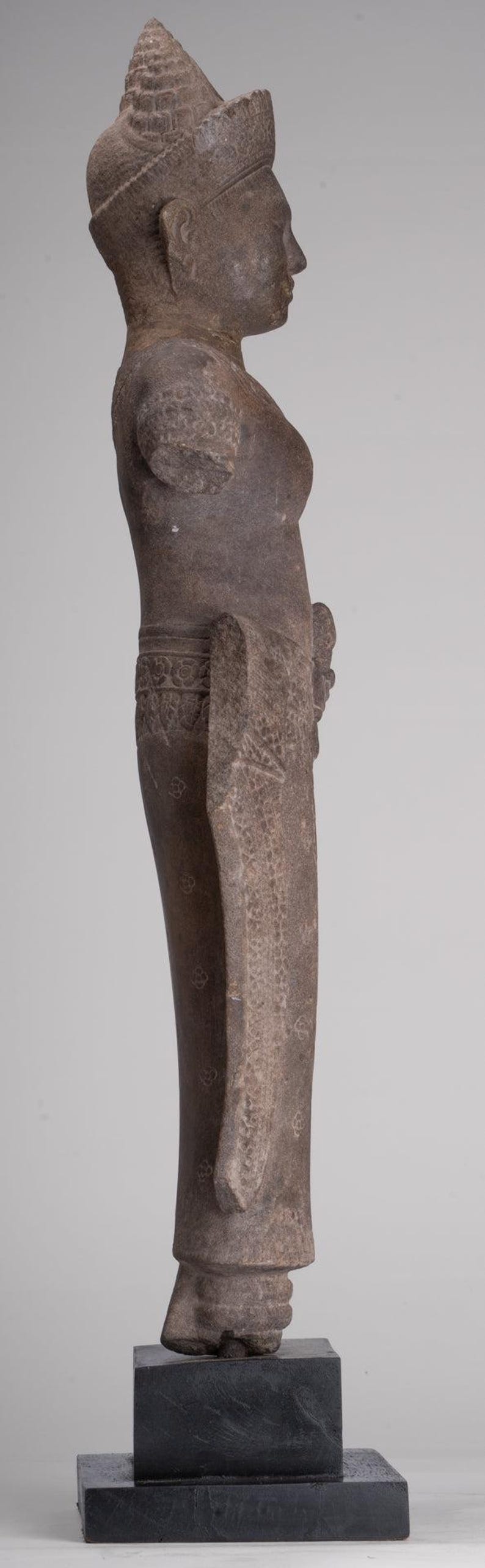 Apsara Statue - Antique Khmer Style Stone Angkor Wat Apsara or Angel ...