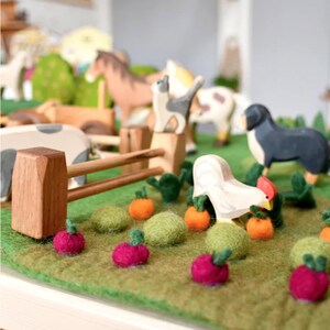 Large Farm Barnyard Felt Playmat / Wool Felt Playscape / Farm Land Felt ...